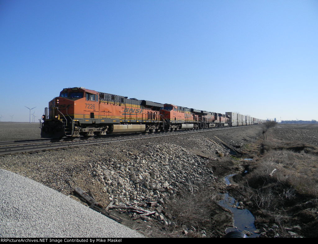 BNSF 7226
